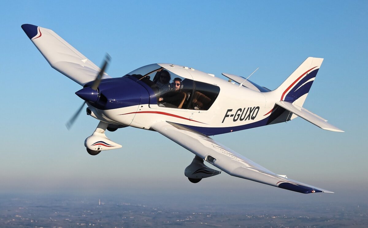 Trois Français morts dans un crash d'avion en Italie : Éric Gérard ...